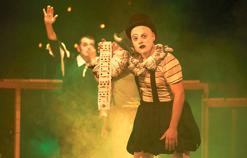 Rhum&Cia presenta 'El diablo cojuelo' en clave de clown – Artezblai