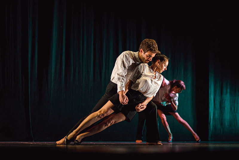 Un estreno de Eyas Dance Project abre el quinto ciclo Carme'n Dansa ...