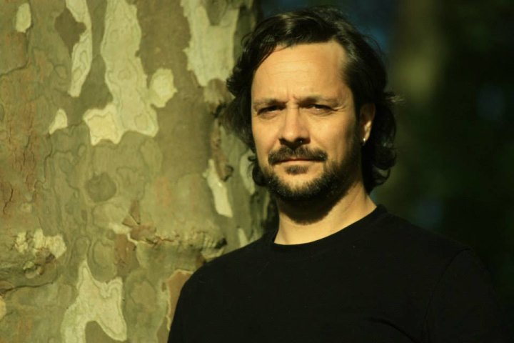 Nando Llera publica 'Commedia dell’Arte. Artesanía teatral', un viaje ...