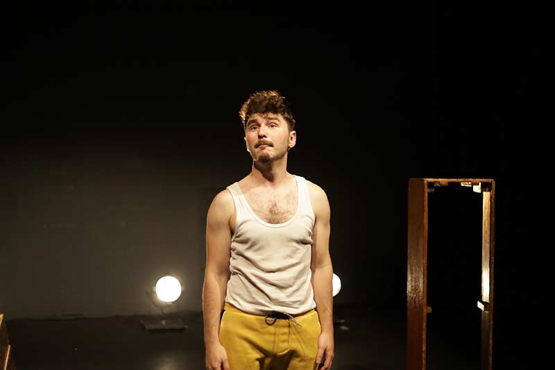 Marc Balaguer estrena un monólogo autobiográfico sobre su experiencia ...