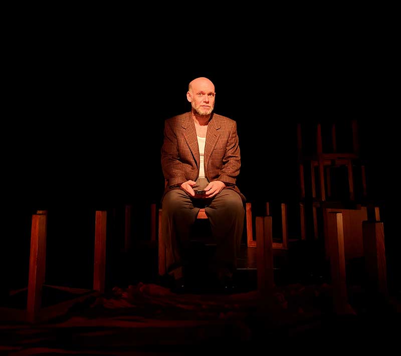 Kabia Teatro y Teatre de l'Enjòlit se adentran en los abismos del amor ...